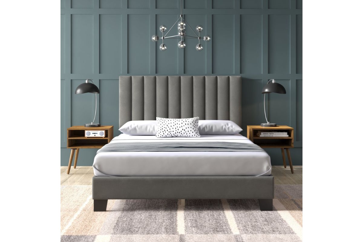 Coyote Upholstered Bed 2 Nightstands in Gray Queen